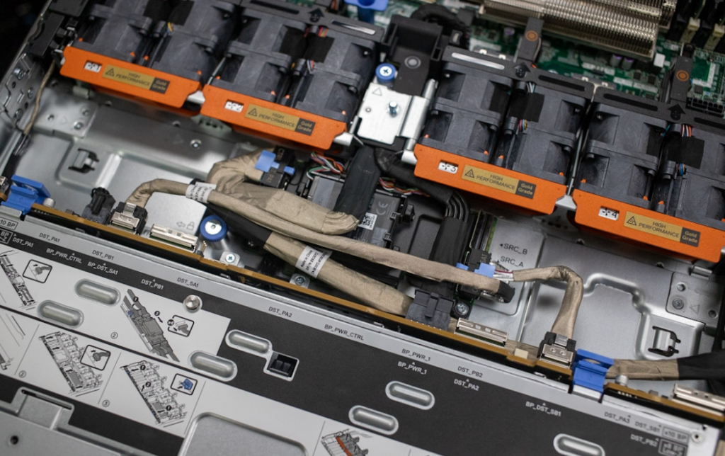 Đánh giá máy chủ Dell PowerEdge R660 - MÁY CHỦ VINA